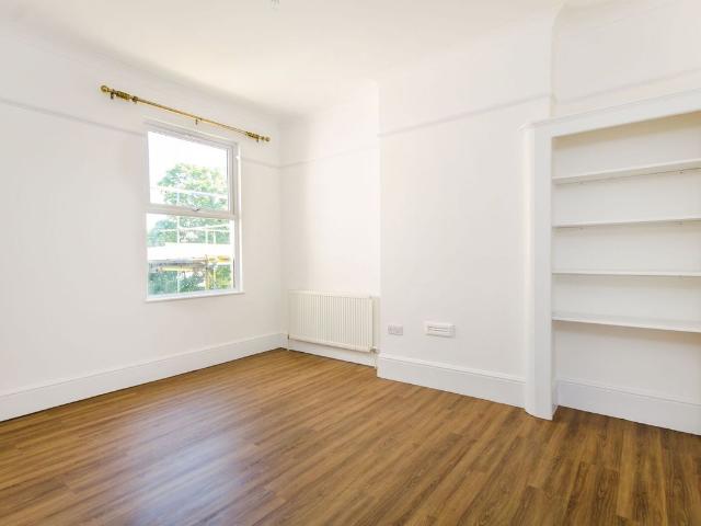 Brownhill Road, Catford, London SE6, 3 bed maisonette to rent, £2,500 pcm | PrimeLocation