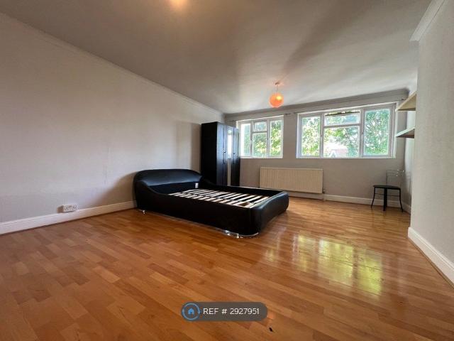Brownhill Road, London SE6, 1 bed flat to rent, £1,400 pcm | PrimeLocation