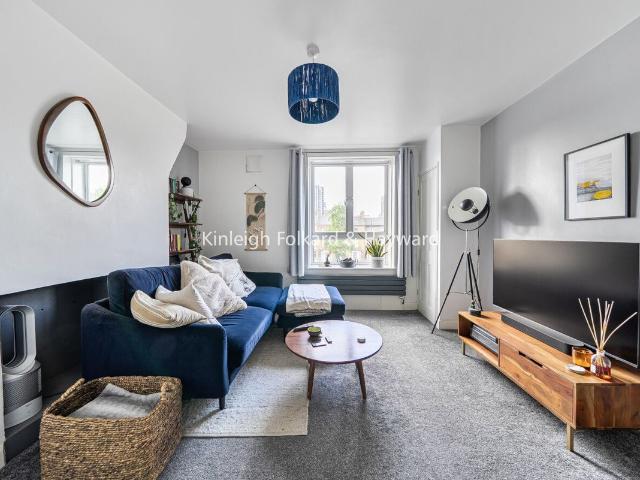 Browning Street, London SE17, 2 bed flat to rent, £2,100 pcm | PrimeLocation