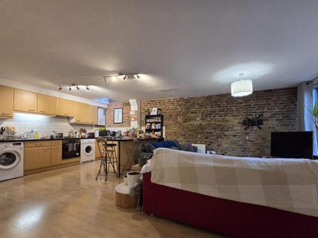 Browning Street, London, 4 Bedroom Flat