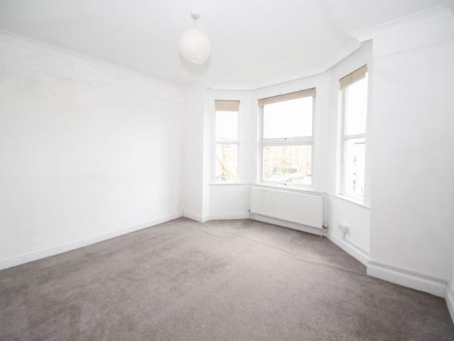 Brownlow Road, Bounds Green, London N11, Room to rent, £975 pcm | PrimeLocation