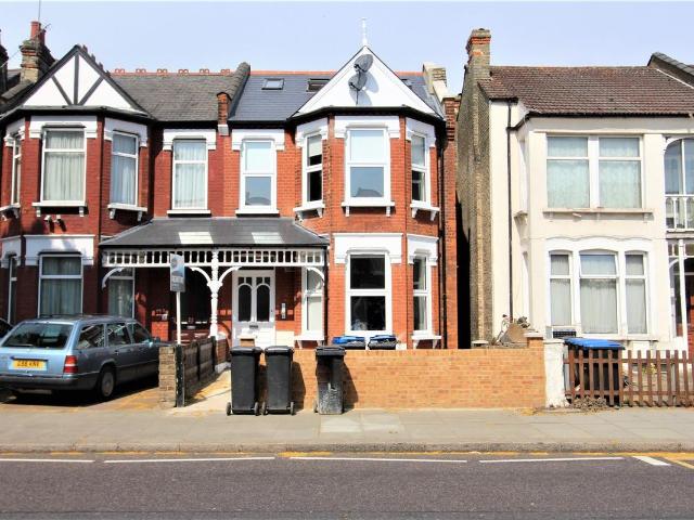 Brownlow Road, Bounds Green N11, 1 bed flat to rent, £1,500 pcm | PrimeLocation