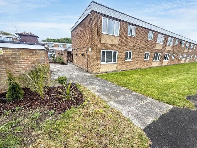 Brownrigg Drive, Cramlington NE23, 2 bed flat to rent, £750 pcm | PrimeLocation