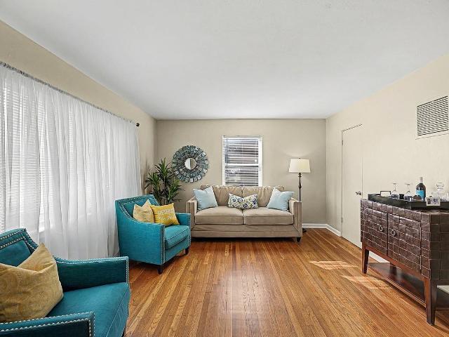 Brownstone Apartments 2 Bedroom Apartment for Rent at 6126 Marty Ln, Overland Park, KS 66202 Crestview