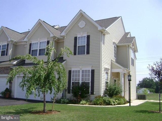 Brownstone Dr, Dover, Home For Sale