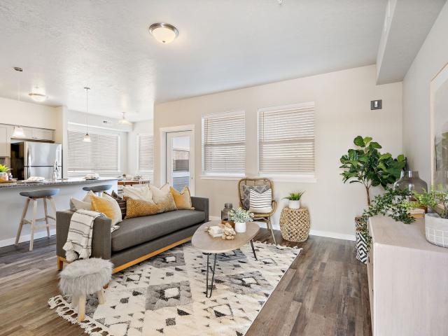 Brownstone Flats Apartments