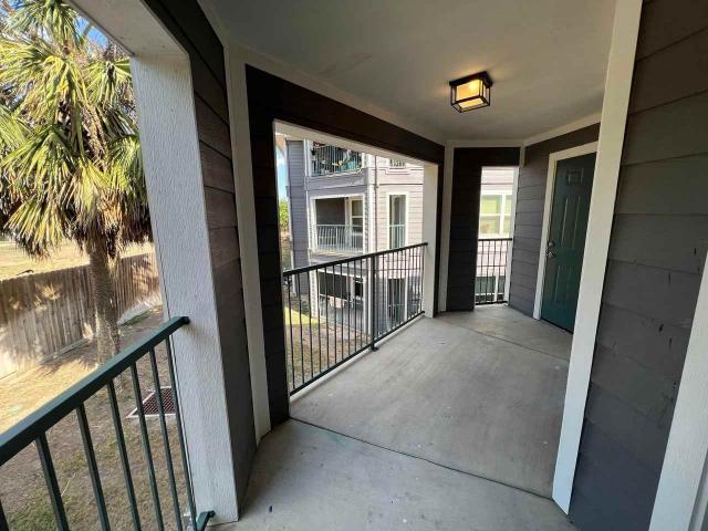 Brownsville Lofts 2 Bedroom Apartment for Rent at 1904 Central Blvd, Brownsville, TX 78520