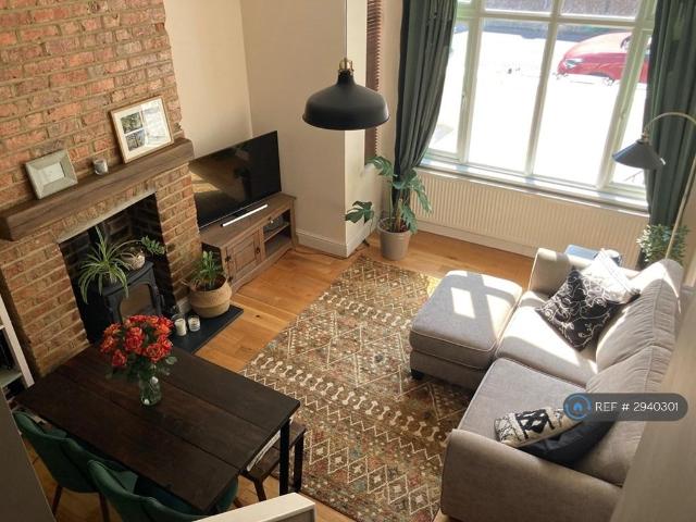 Broxholm Road, London, SE27 1 bed flat to rent £1,700 pcm £392 pw