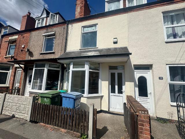 Broxtowe Drive, Mansfield NG18, 3 bed terraced house to rent, £895 pcm | PrimeLocation