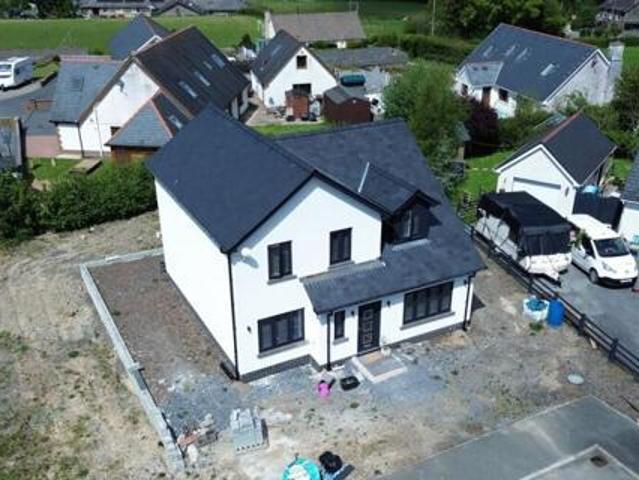 Bro Annedd, Pencader, 4 Bedroom Detached