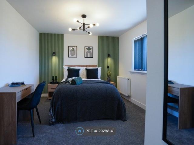 Broad Way, Walsall WS4, Room to rent, £725 pcm | PrimeLocation