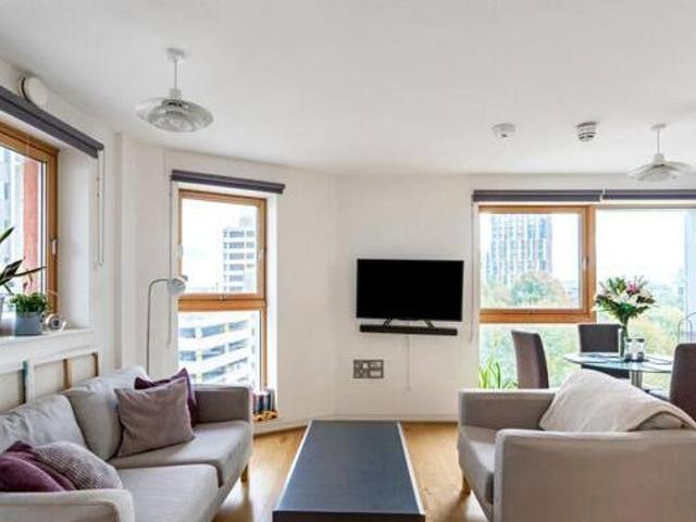 Broad Weir, Bristol, 2 Bedroom Apartment
