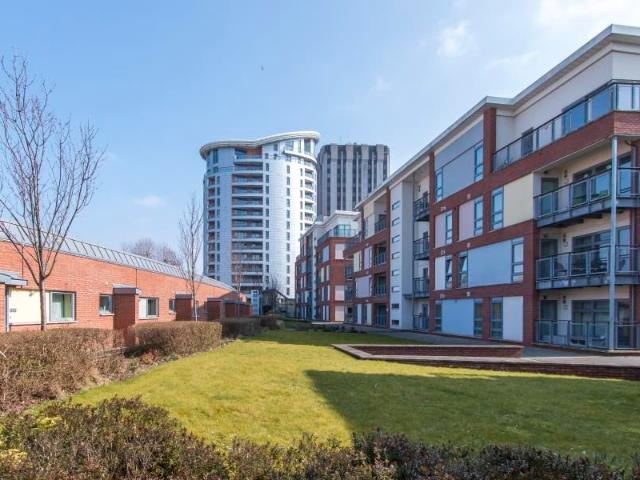 Broad Weir, Broadmead, Bristol BS1, 1 bed flat to rent, £1,500 pcm | PrimeLocation