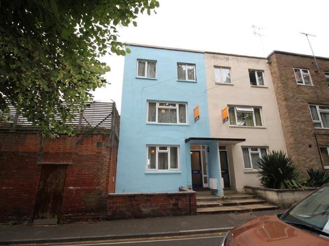 Broad Green, Southampton, SO14 5 bed house to rent £2,850 pcm £658 pw