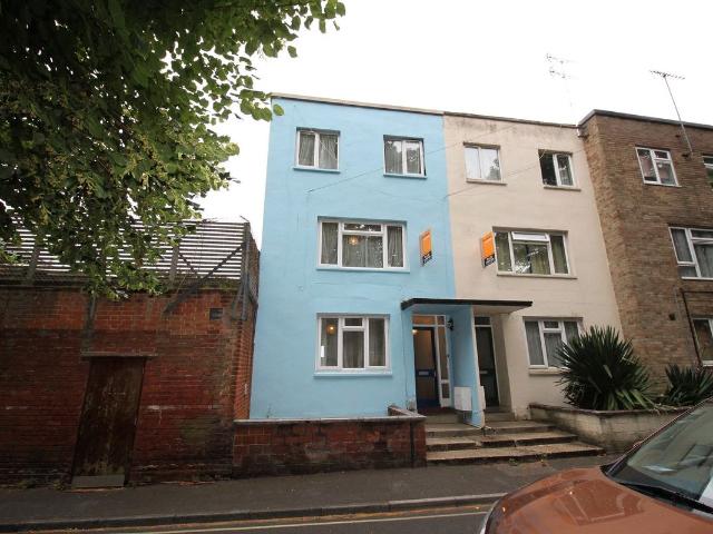 Broad Green, Southampton SO14, 5 bed shared accommodation to rent, £2,850 pcm | PrimeLocation