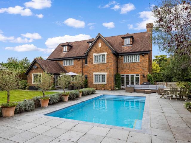 Broad High Way, Cobham, Surrey KT11, 5 bed detached house to rent, £14,500 pcm | PrimeLocation
