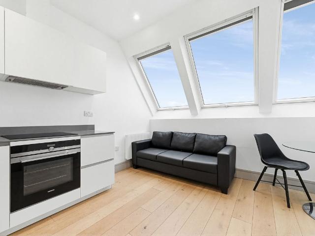 Broad House, Imperial Way, Harrow HA2, 2 bed property to rent, £1,650 pcm | PrimeLocation
