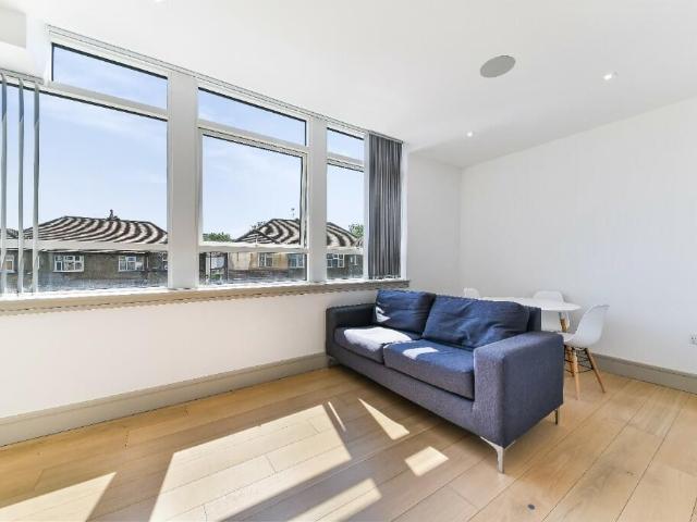 Broad House, Imperial Drive, Rayners Lane HA2, 2 bed flat to rent, £1,750 pcm | PrimeLocation