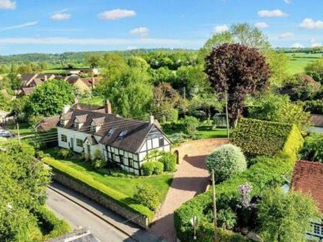 Broad Lane, Bishampton, 4 Bedroom Detached