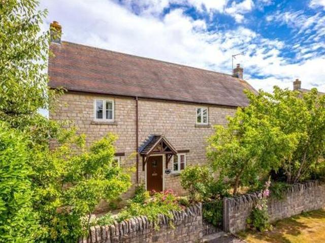 Broad Lane, Evenley, 4 Bedroom Detached
