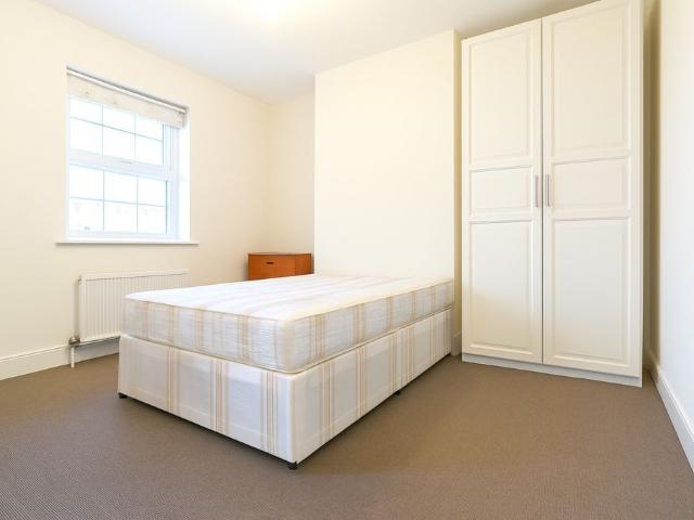 Broad Lane, London N15, 1 bed flat to rent, £1,500 pcm | PrimeLocation