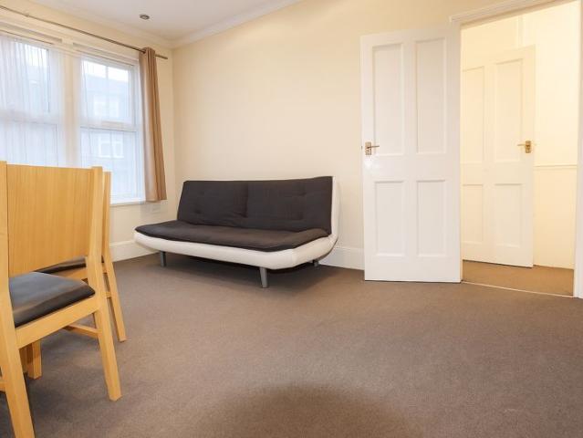 Broad Lane, Seven Sisters N15, 1 bed flat to rent, £1,500 pcm | PrimeLocation