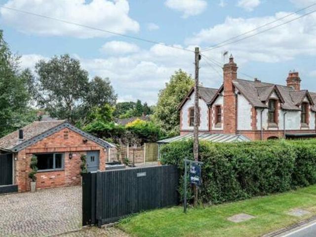 Broad Lane, Tanworth in arden, 4 Bedroom Semi detached