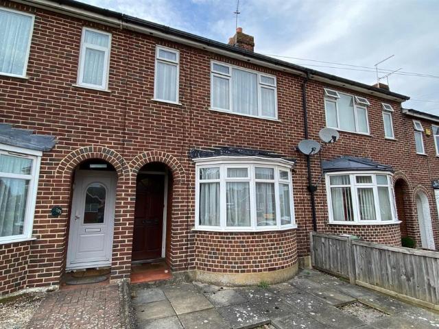 Broad Oak Road, Canterbury Ref 1241 CT2, 3 bed property to rent, £1,450 pcm | PrimeLocation