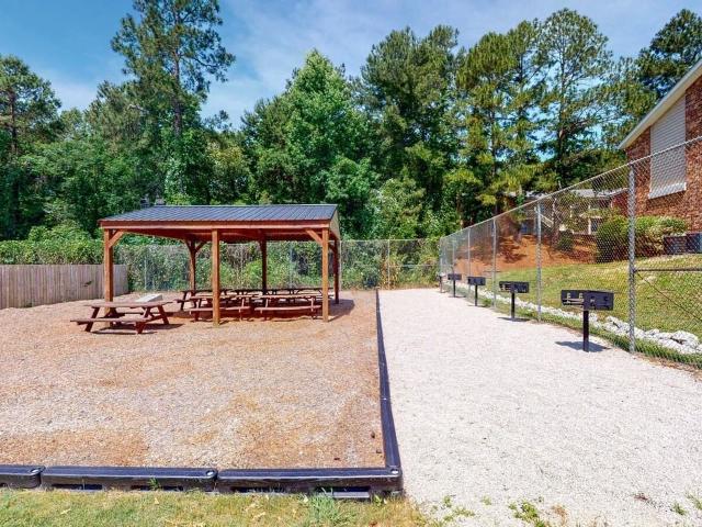 Broad on the Green 3 Bedroom Apartment for Rent at 3122 Damascus Rd, Augusta, GA 30909 Highland Park