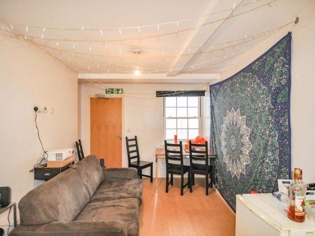 Broad Quay, Bristol, BS1 5 bed apartment to rent £3,200 pcm £738 pw
