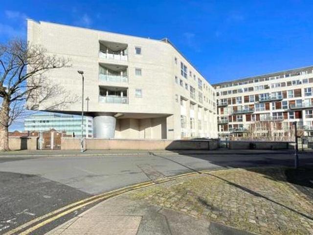 Broad Road, 2 Bedroom Apartment
