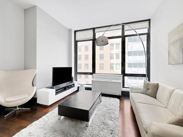 Broad St Apt C, New York, Condo For Sale