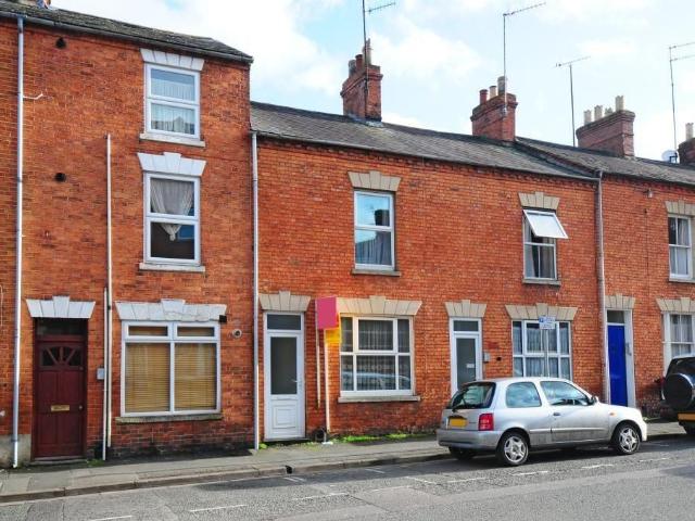 Broad Street, Banbury OX16, 3 bed terraced house to rent, £1,350 pcm | PrimeLocation