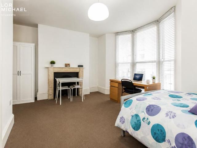 Broad Street, Brighton BN2, Room to rent, £875 pcm | PrimeLocation