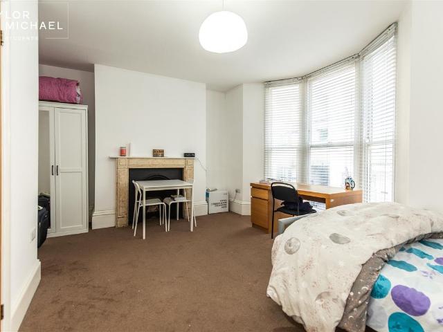 Broad Street, Brighton BN2, Room to rent, £875 pcm | PrimeLocation