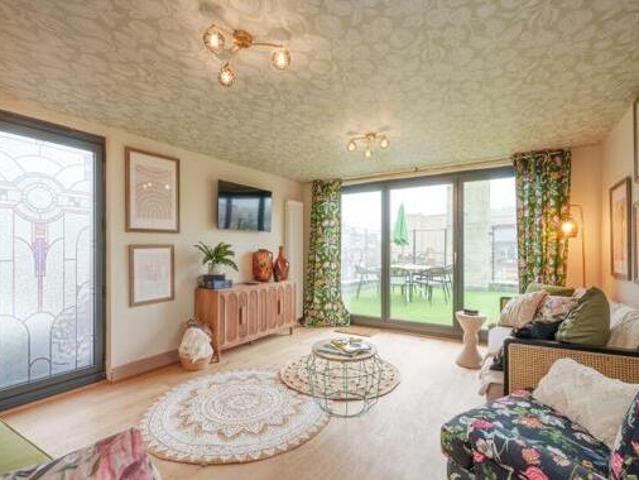 Broad Street, Bristol, 2 Bedroom Flat