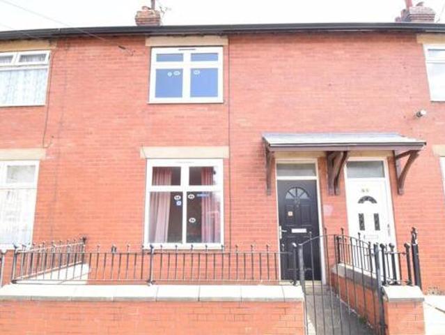 Broad Street, Dewsbury, 2 Bedroom End