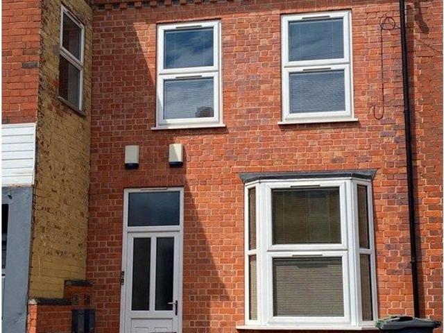 Broad Street, Loughborough LE11, 1 bed flat to rent, £780 pcm | PrimeLocation