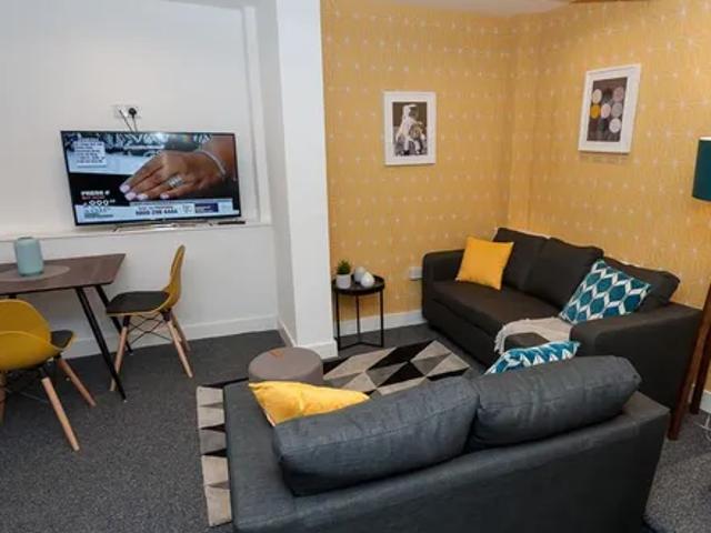 Broad Street, Salford, M6 5BY, United Kingdom | 5 bed apartment for rent #136495840 | Rentberry