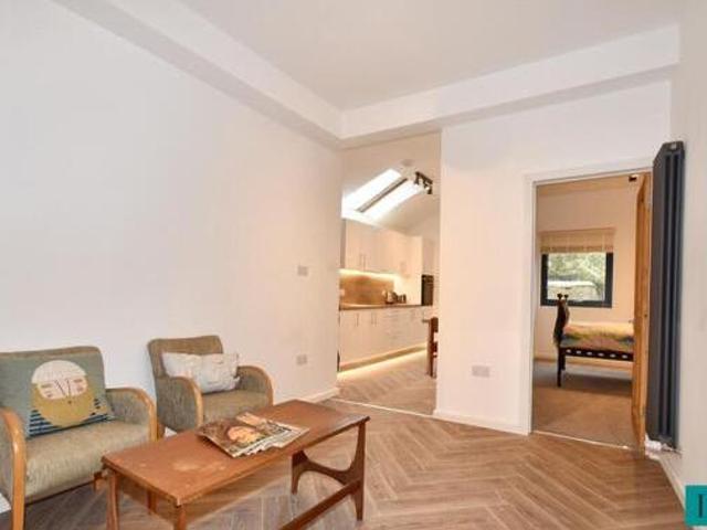 Broad Street, Penryn, 3 Bedroom Flat