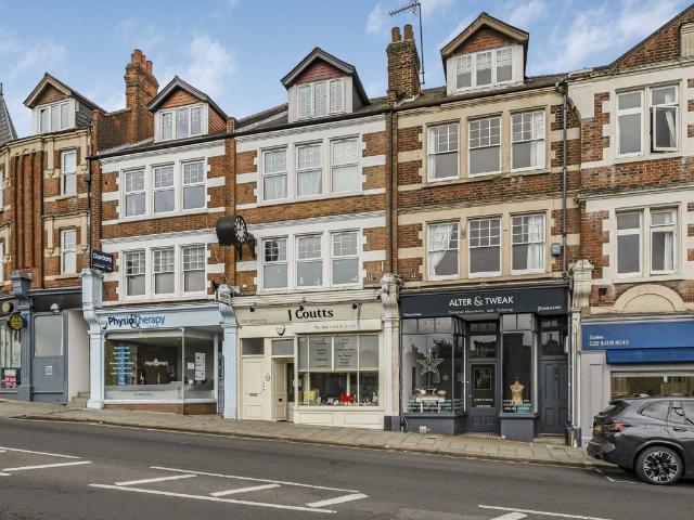 Broad Street, Teddington TW11, 4 bed flat to rent, £3,250 pcm | PrimeLocation