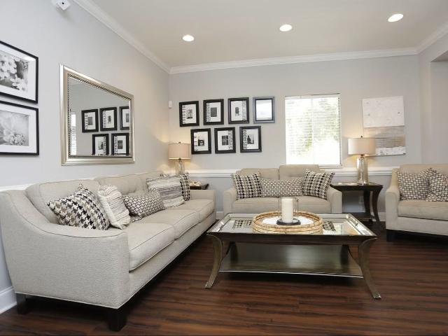 Broadmoor Apartments 1 Bedroom Apartment for Rent at 100 Riverbend Dr, Cayce, SC 29169 West Columbia