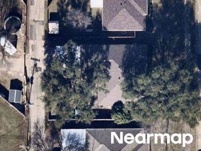 Broadmoor Dr