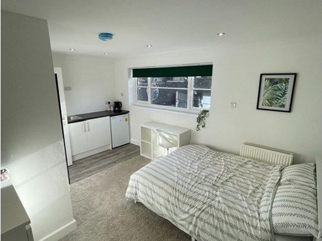 Broadoak Road, Bridgwater TA6, Room to rent, £867 pcm | PrimeLocation