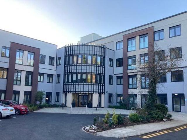 Broadoaks, Streetsbrook Road, 1 Bedroom Apartment