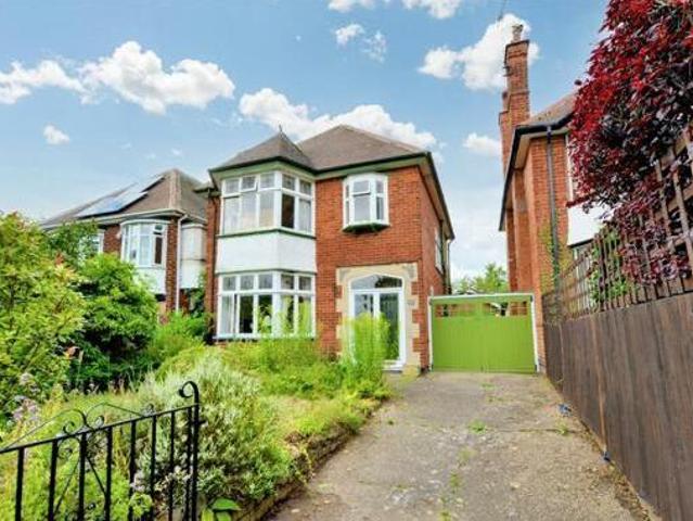 Broadgate, Beeston, 3 Bedroom Detached