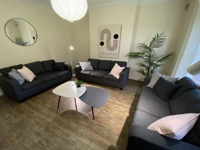 Broadgate, Beeston NG9, 6 bed shared accommodation to rent, £446 pcm | PrimeLocation
