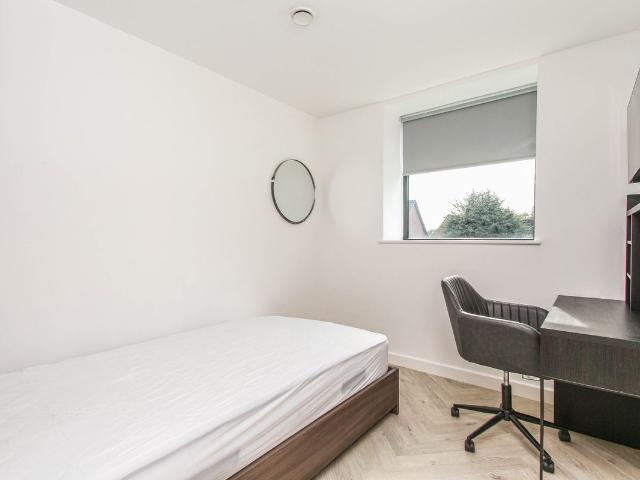 Broadgate, Beeston NG9, Room to rent, £758 pcm | PrimeLocation