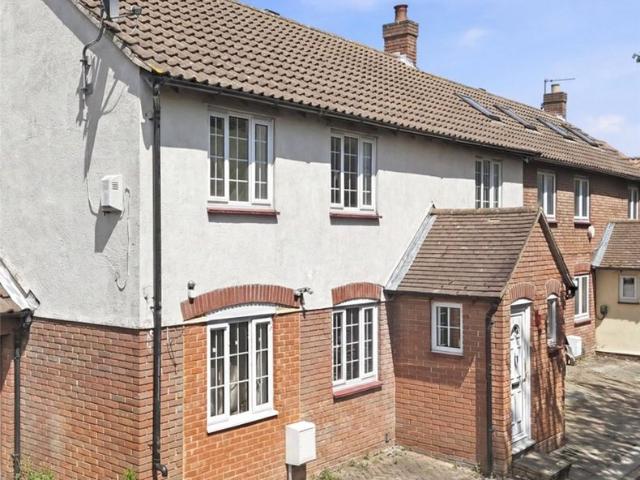 Broadgate Road, London E16, 4 bed detached house to rent, £2,500 pcm | PrimeLocation