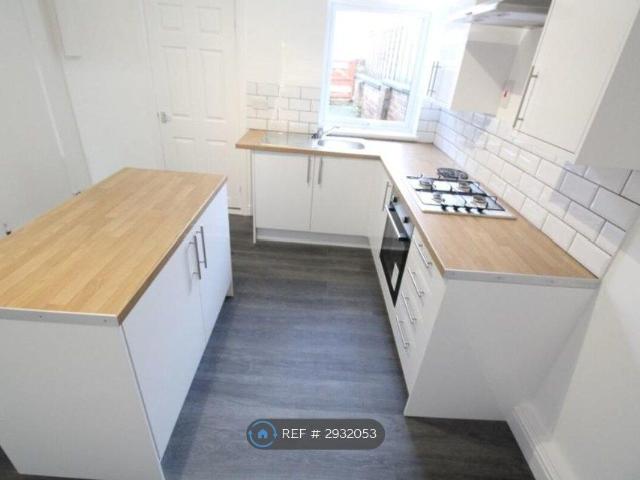 Broadhurst St, Stoke On Trent ST6, 2 bed terraced house to rent, £700 pcm | PrimeLocation
